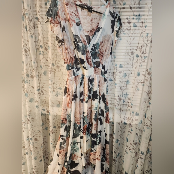 Kate and lily | Dresses | Kate And Lily Floral Flowy Dress | Poshmark